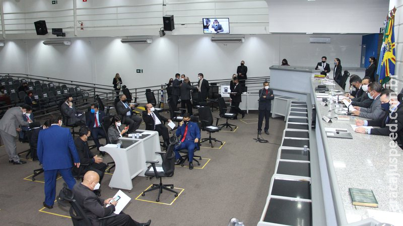 Vereadores votam veto a projeto de vacinação domiciliar contra covid-19 ... Vereadores votam veto a projeto de vacinação domiciliar contra covid-19 ...